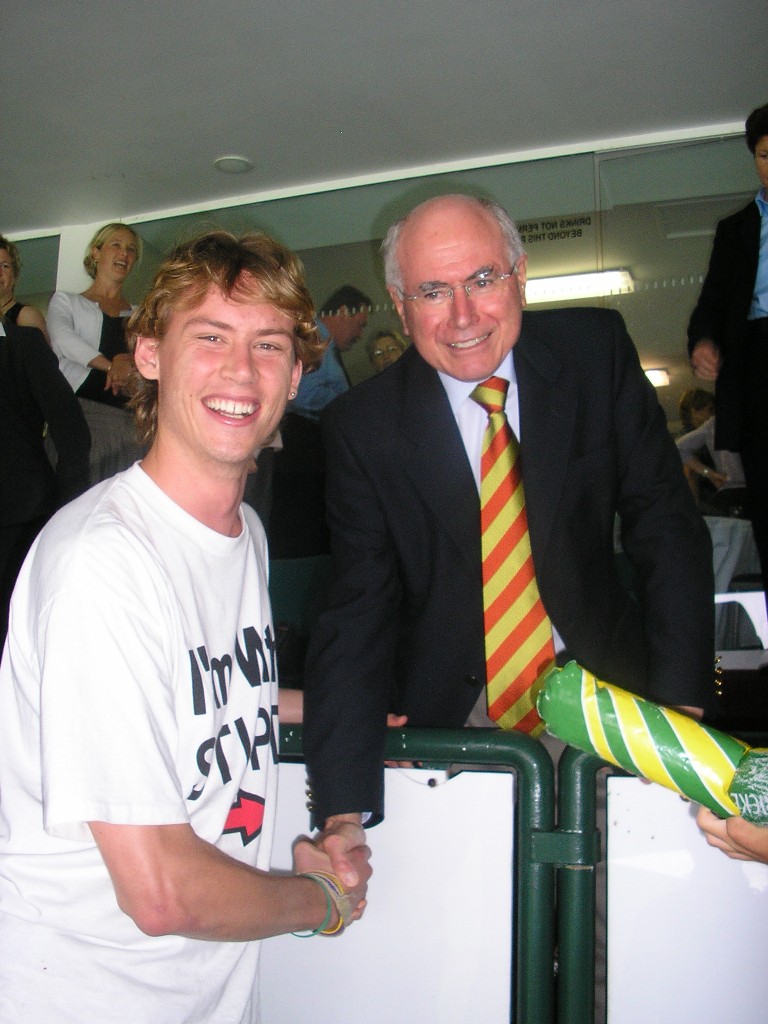 Johnny Howard at the cricket - Jokes & Funny Stuff - Neowin