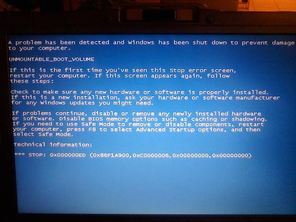 HELP! - Blue Screen (of death?) - Microsoft (Windows) - Neowin