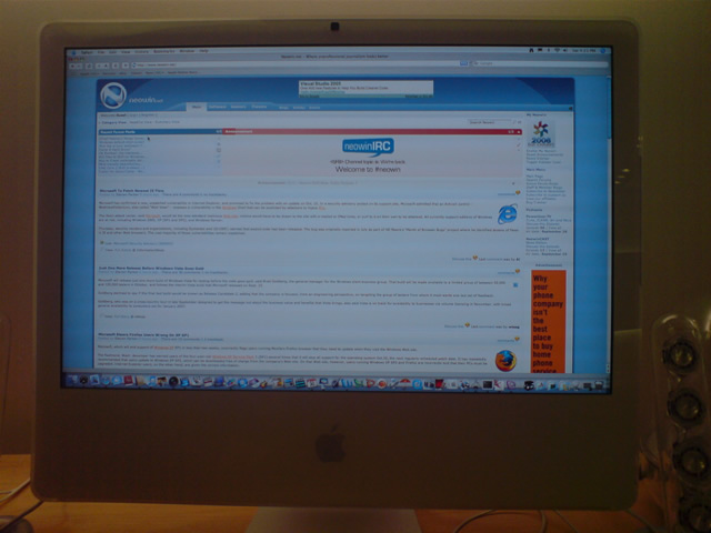 Neowin.net at Apple Store, Toronto Canada - Apple (macOS) - Neowin