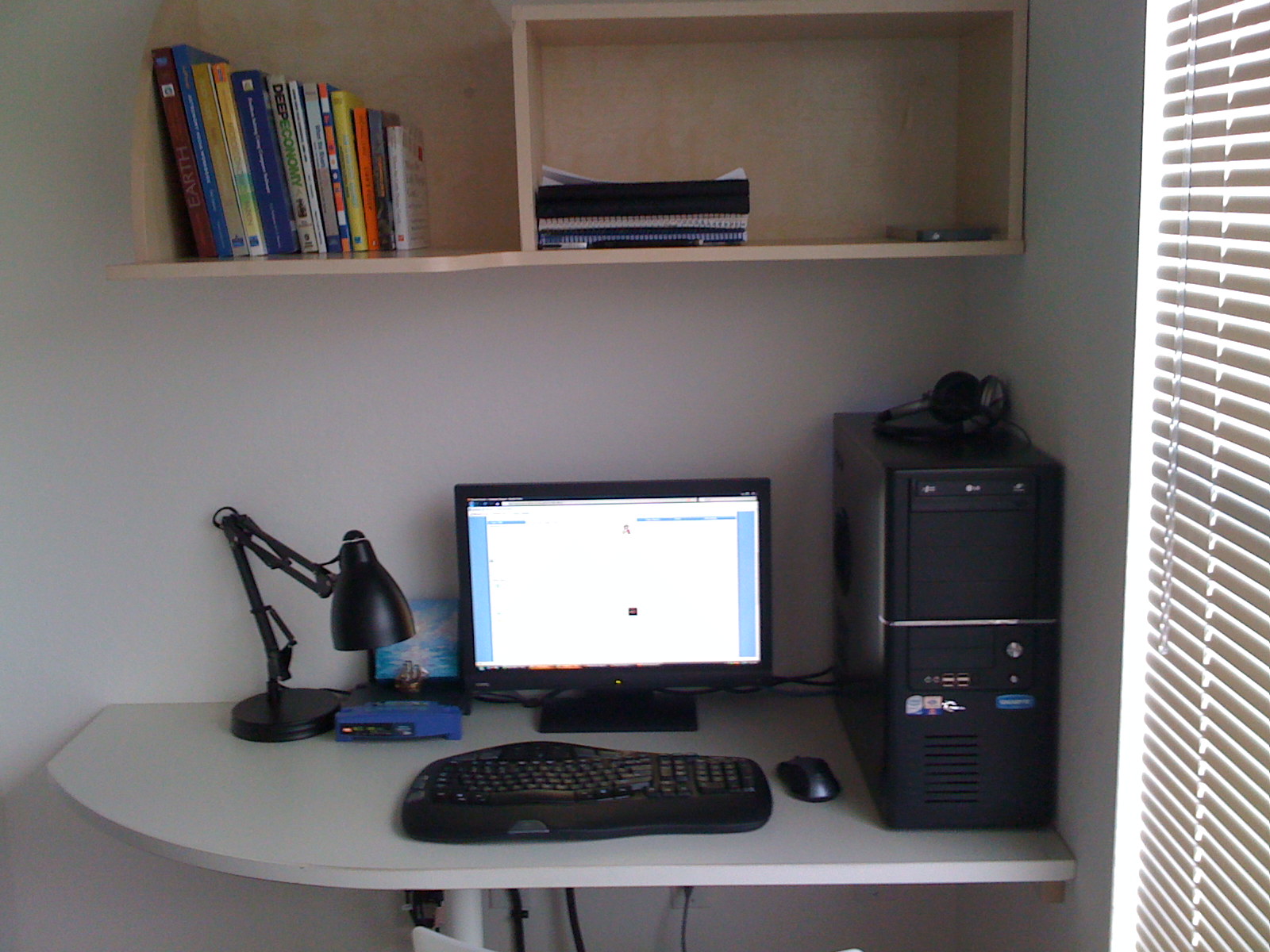 Show us your workstations! - Page 2 - Hardware Hangout - Neowin