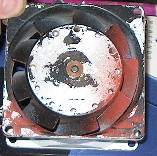 Do Finger Guards on FAns Restrict Airflow? - Hardware Hangout - Neowin