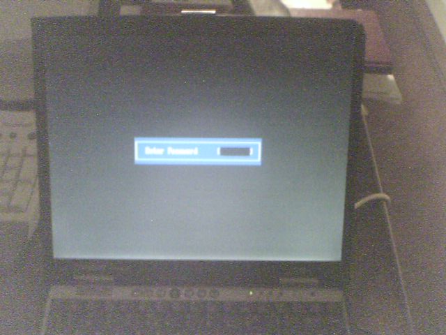 Screen Problem Compaq 1700 series - Hardware Hangout - Neowin