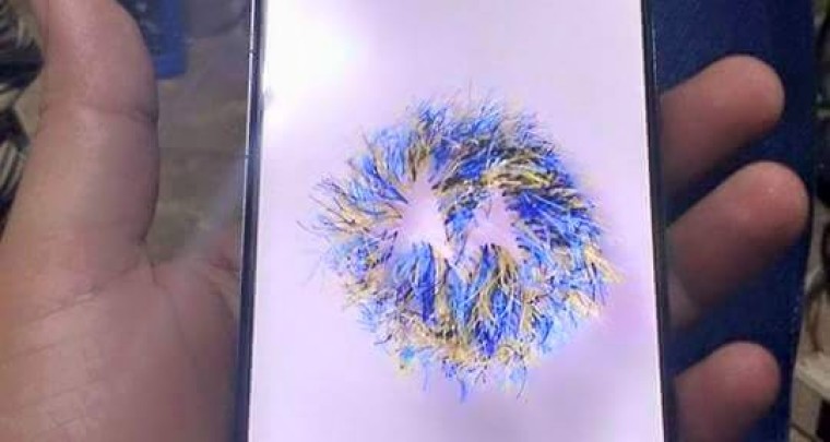 New alleged image of Moto X 2015 shows front-facing flash - Neowin