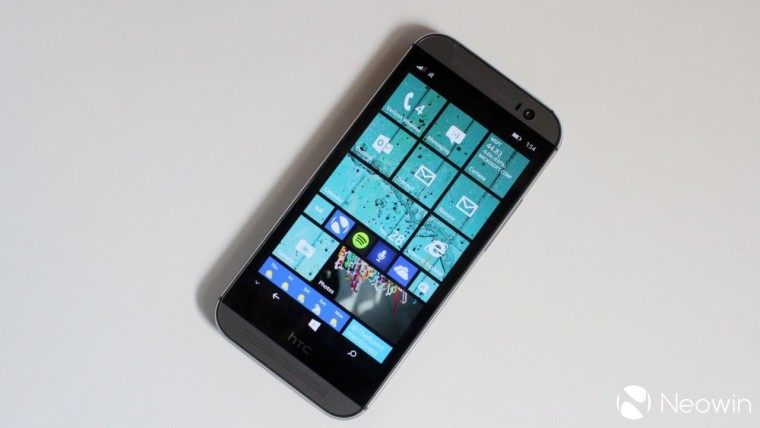Microsoft job listing suggests HTC is making Windows 10 Mobile devices ...