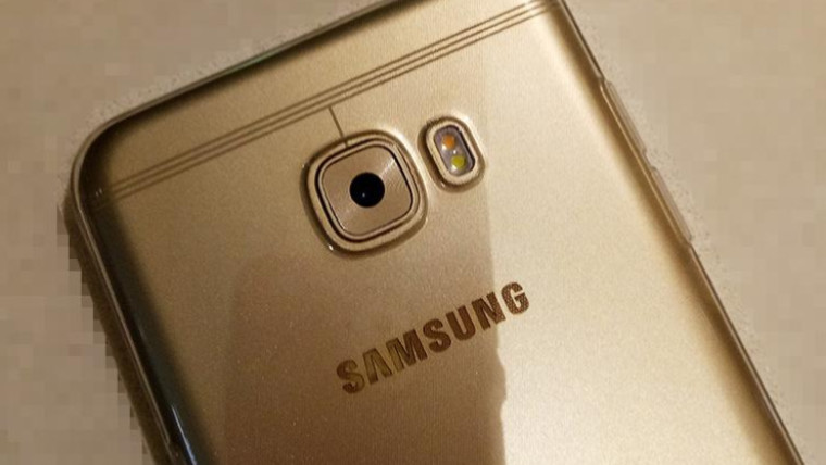 Images of Samsung's mid-range Galaxy C7 Pro leak online - Neowin