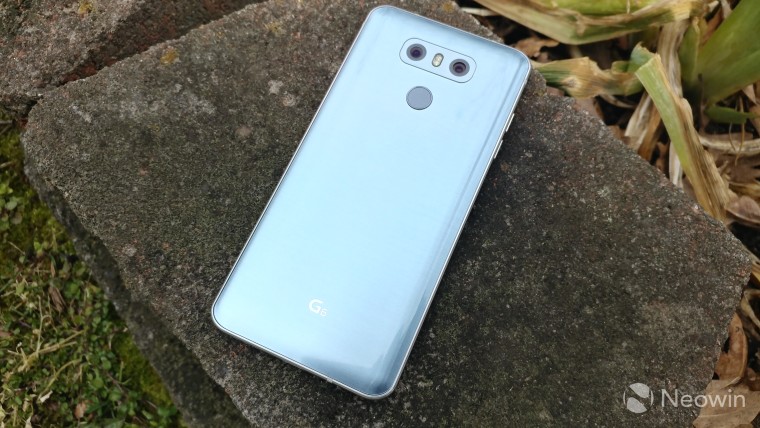 LG G6 unboxing and first impressions - Neowin