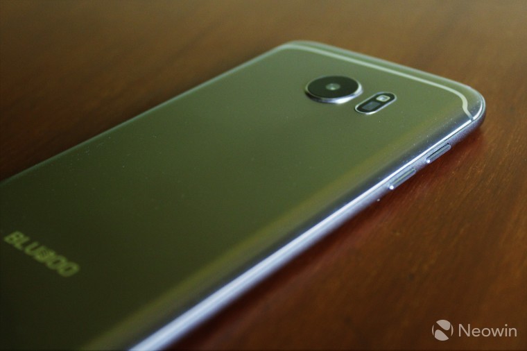 Bluboo Edge review: A curved screen gimmick on an entry-level ...