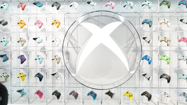 Gallery: Previewing Xbox Design Lab's new color options at E3 2017 - Neowin