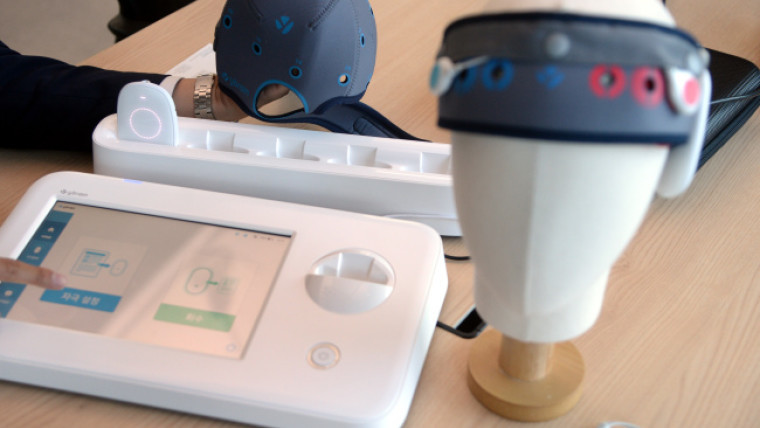 This wearable aims to treat depression using transcranial direct ...